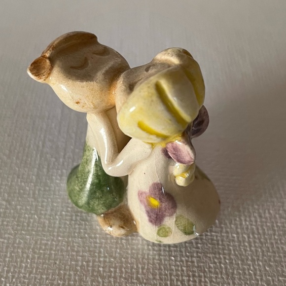 unknown | Other | 22 Cute Miniature Kissing Couple Hand Made Porcelain ...